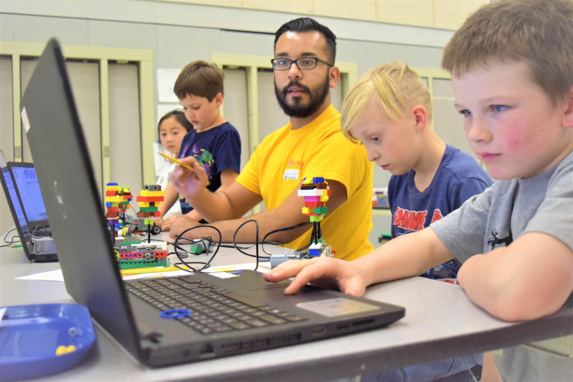 Robotics and STEM Education for Children - IntelliBricks